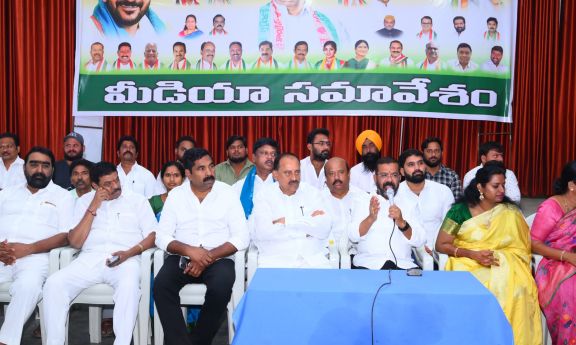 Congress' grand successful event MLA Naini Rajender Reddy
